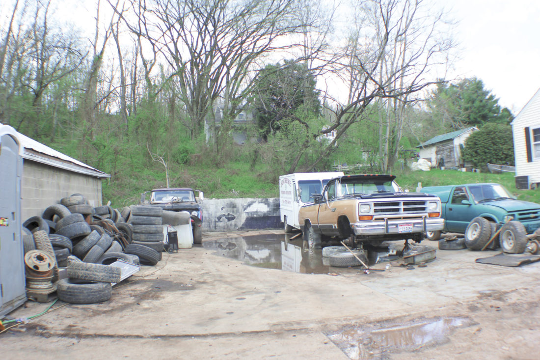 Neighbors trash Marietta junk garage in complaints | News, Sports, Jobs ...